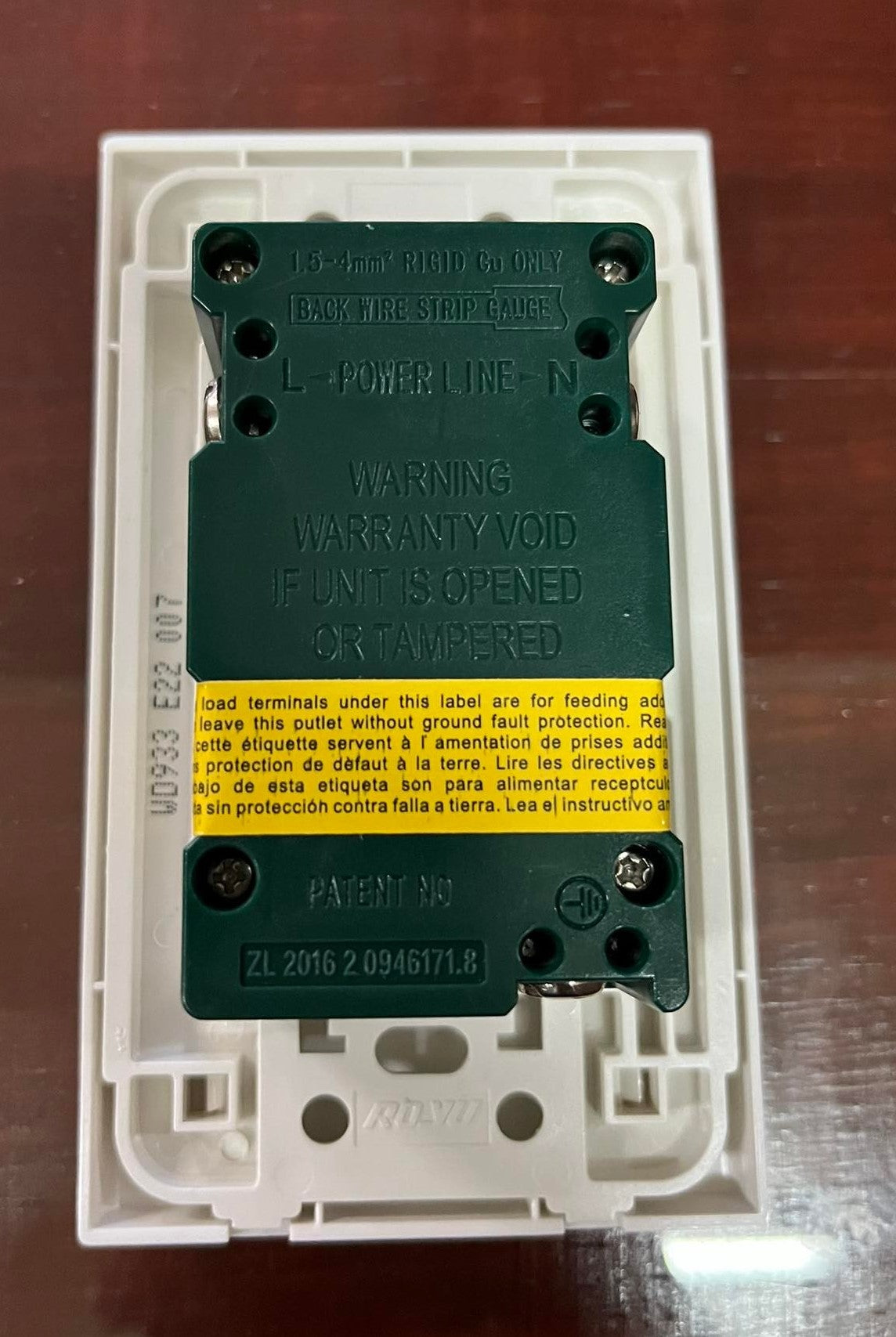 ROYU GFCI Universal Outlet ( 20A, 250V ) – Niolin Industrial Supply