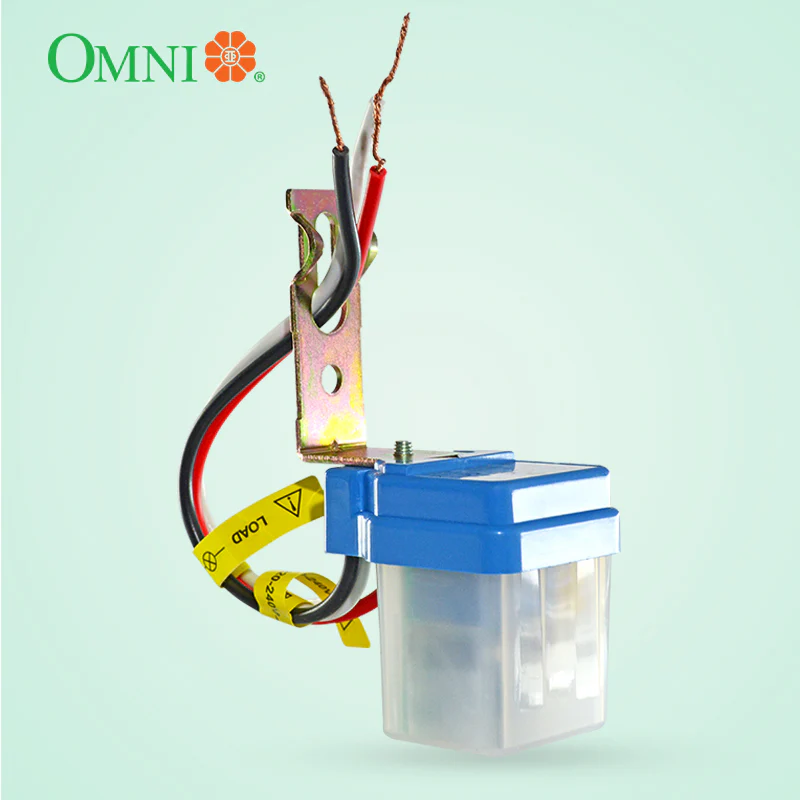 OMNI Photo Control Switch 220V 6A – Niolin Industrial Supply